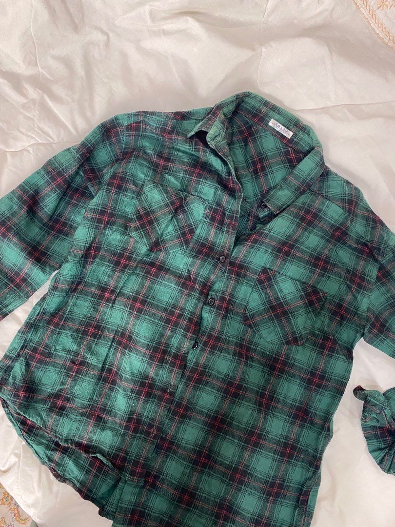 green flannel shirt, Women's Fashion, Tops, Longsleeves on Carousell