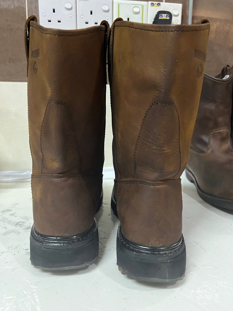 High cut Leather boot Wolverine 10 uk, Men's Fashion, Footwear, Boots ...