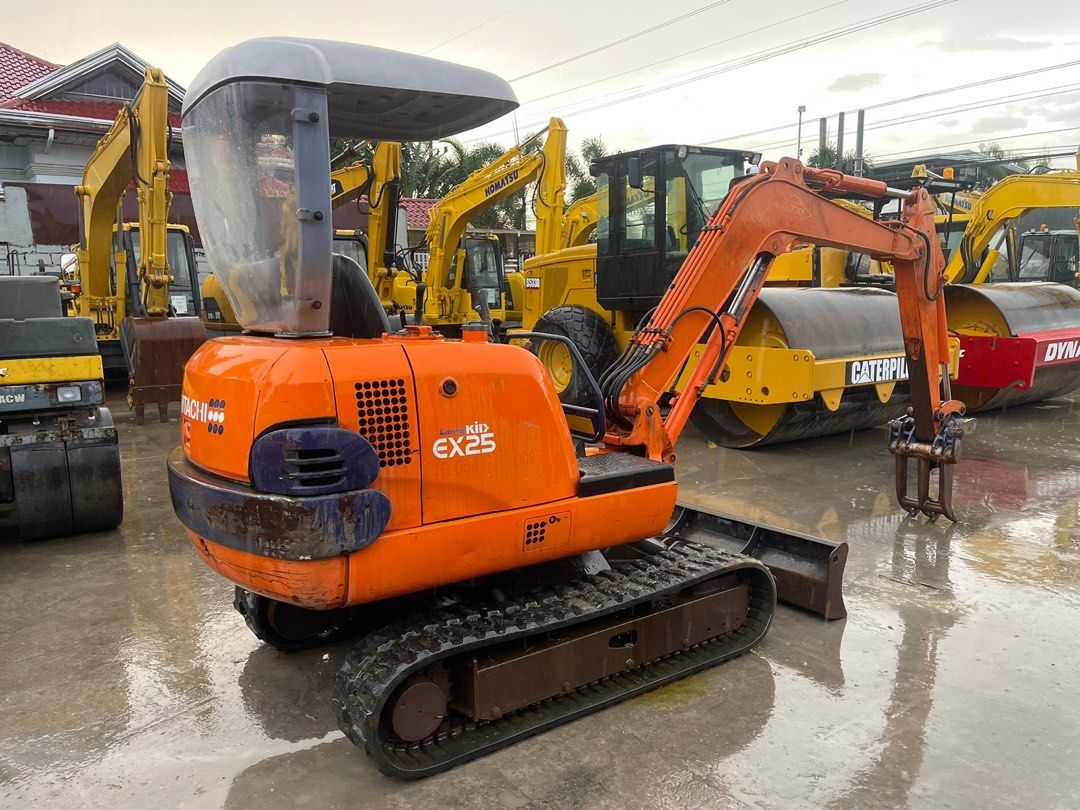 Hitachi EX25 -2 minibackhoe, Special Vehicles, Heavy Vehicles on Carousell
