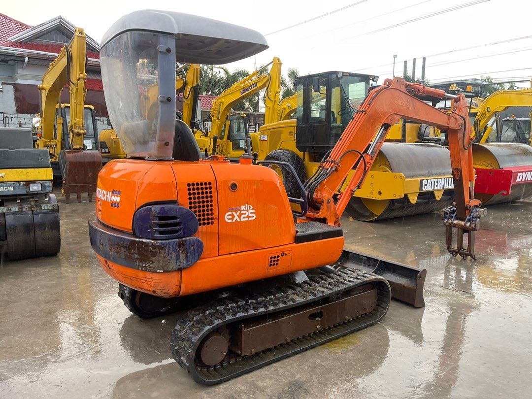 Hitachi EX25 -2 minibackhoe, Special Vehicles, Heavy Vehicles on Carousell