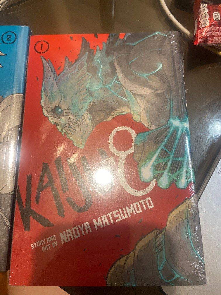 Kaiju No 8 Vol 1, Hobbies & Toys, Books & Magazines, Comics & Manga on Carousell