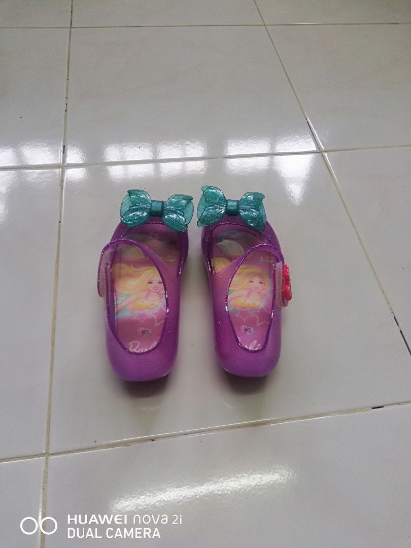 Kasut budak Barbie, Babies & Kids, Babies & Kids Fashion on Carousell