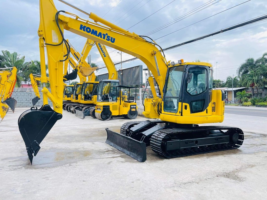 Komatsu PC128-2 With Dozer and Breakerline.5bm, Special Vehicles, Heavy ...