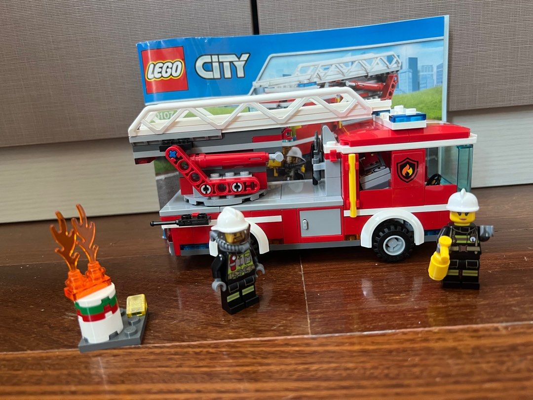 Lego City 60107 Fire Engine + complementary vehicle :P, Hobbies & Toys ...