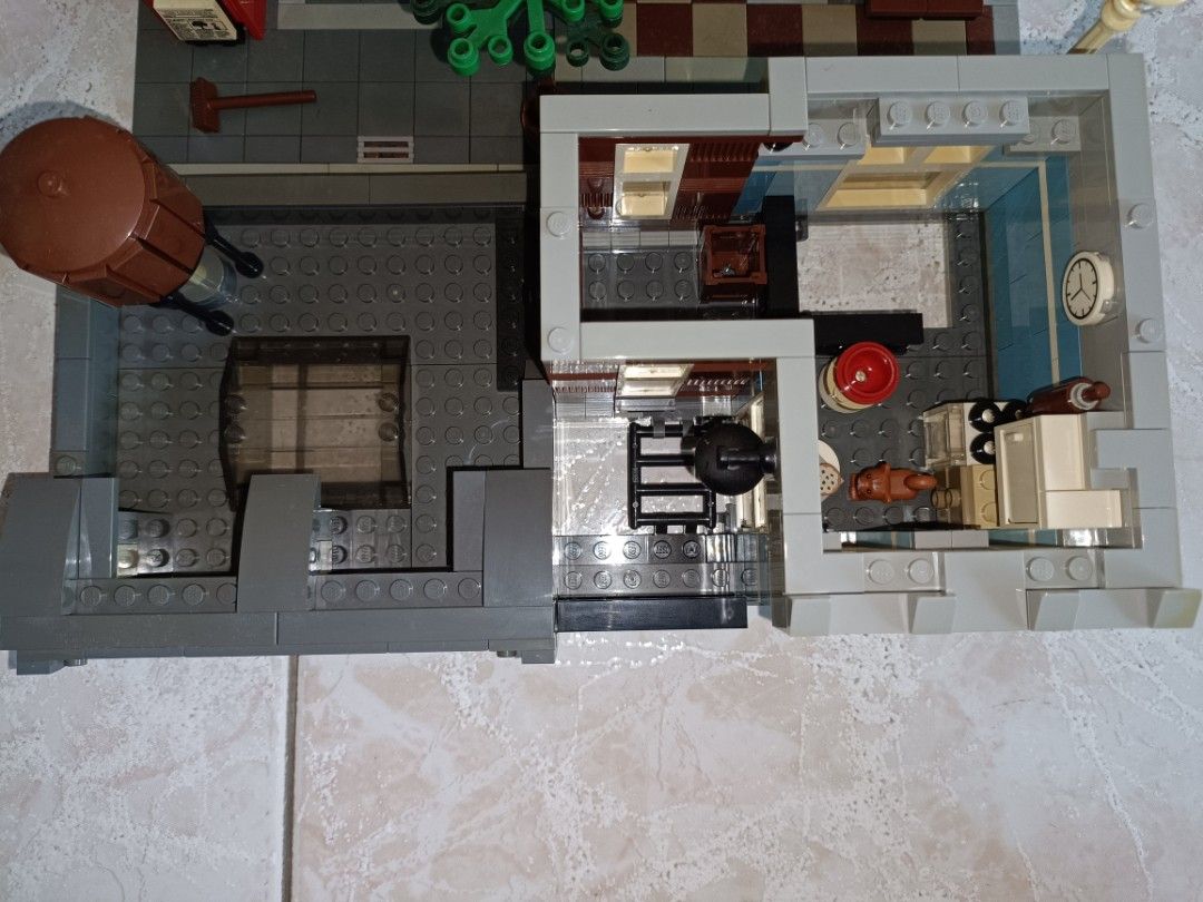 Lego set 10246; Detective's office, Hobbies & Toys, Toys & Games on ...