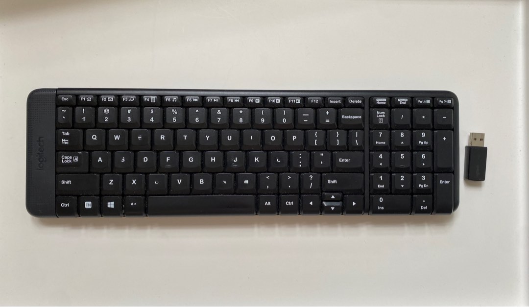 Logitech Bluetooth Keyboard K220 鍵盤, 電腦＆科技, 電腦周邊及配件, 電腦鍵盤及相關產品 - Carousell
