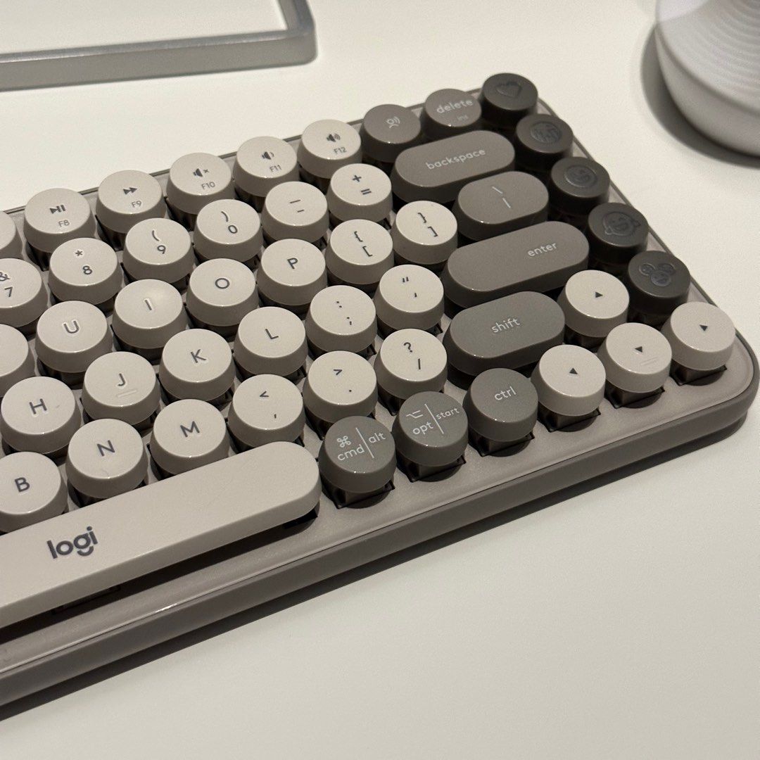 Logitech Pop Keys Wireless Mechanical Keyboard With Customizable Emoji ...