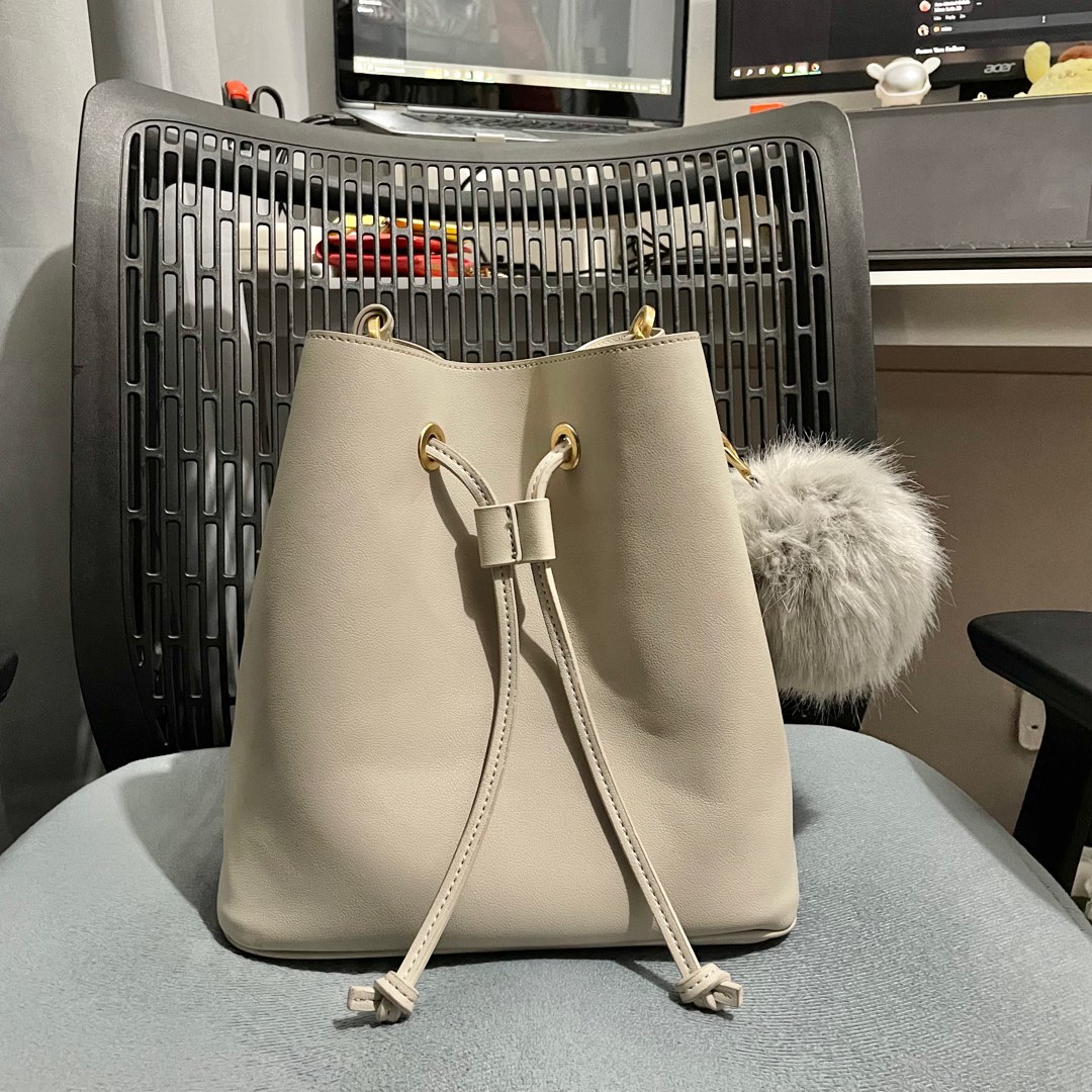 Marhen.J Crossbody Sling Bucket Bag, Women's Fashion, Bags & Wallets ...
