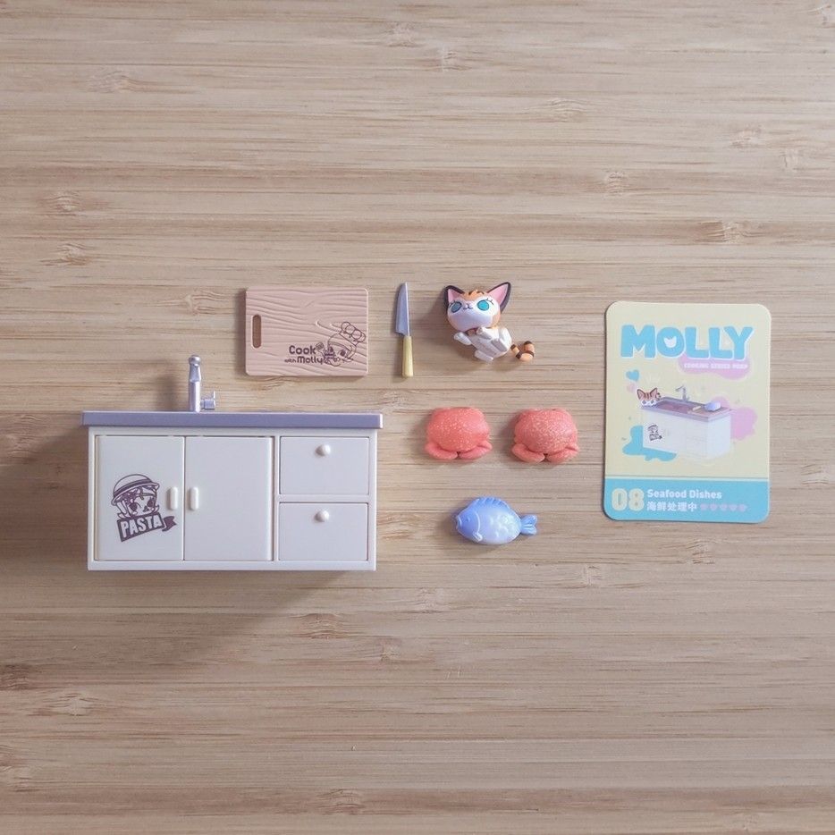 molly cooking series prop popmart, Hobbies & Toys, Toys & Games on ...
