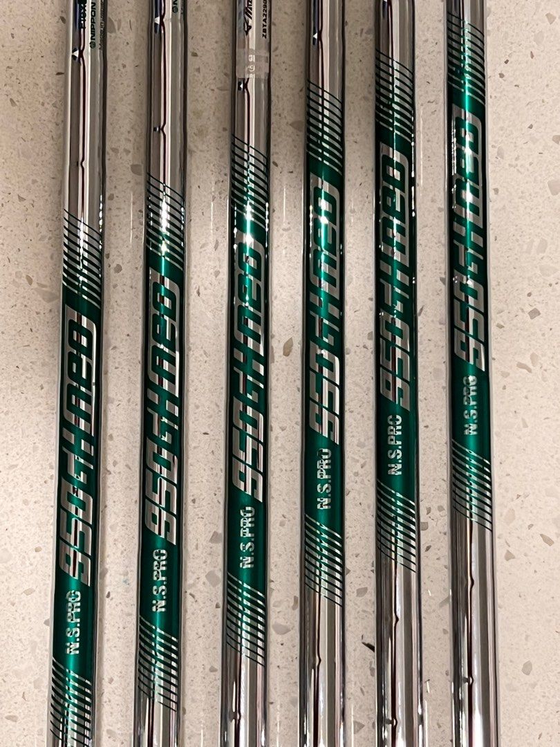 Nippon NS pro 950 Neo, Sports Equipment, Sports & Games, Golf on Carousell