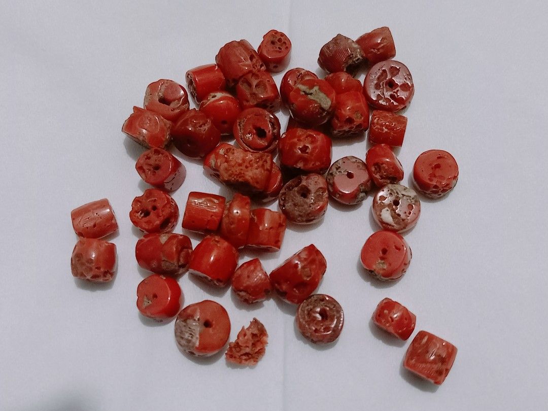 Original butiran marjan laut merah mesir, Antik, Lainnya di Carousell