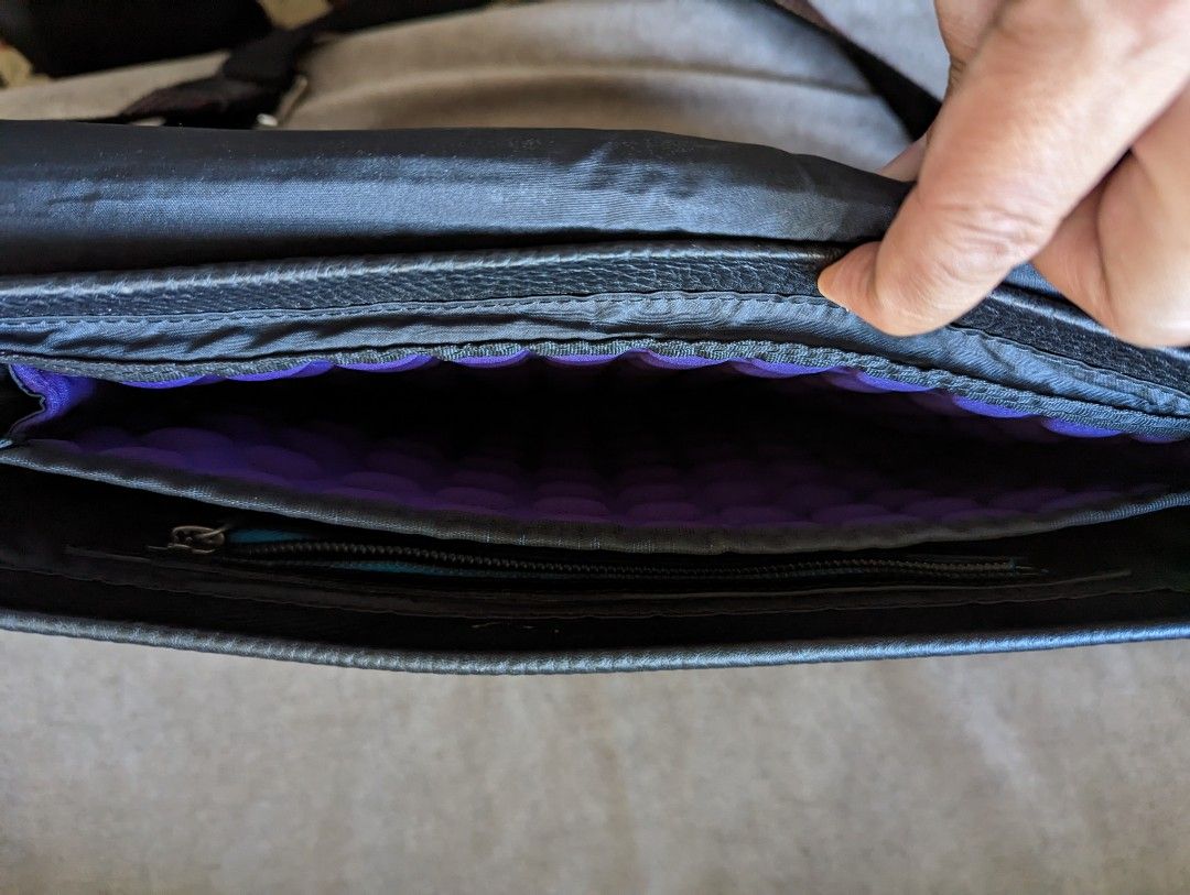 Original Paul Smith sling bag, Men's Fashion, Bags, Sling Bags on Carousell