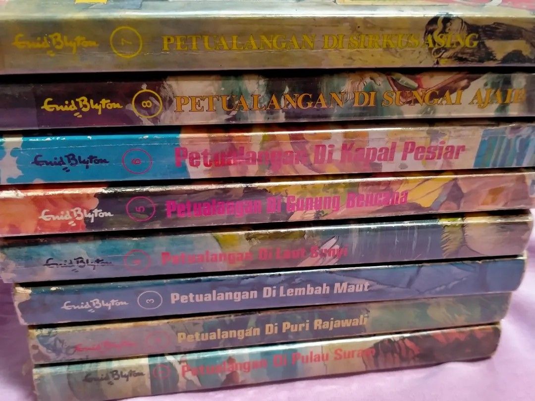 PAKET ENID BLYTON SERI KAKATUA,PETUALANGAN DI PULAU SURAM,PETUALANGAN ... PAKET ENID BLYTON SERI KAKATUA,PETUALANGAN DI PULAU SURAM,PETUALANGAN ...