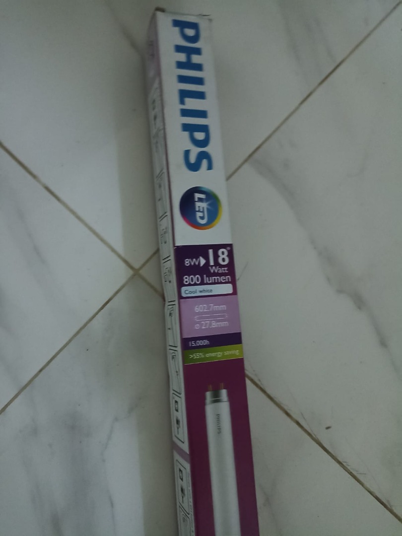 PHILIPS Ecofit 8 W LED Tube T8 600 mm 800 Lumen, Perabotan Rumah di Carousell