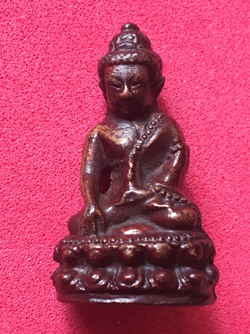 Phra Kring Lp Tim Wat Lahanrai, Hobbies & Toys, Memorabilia ...