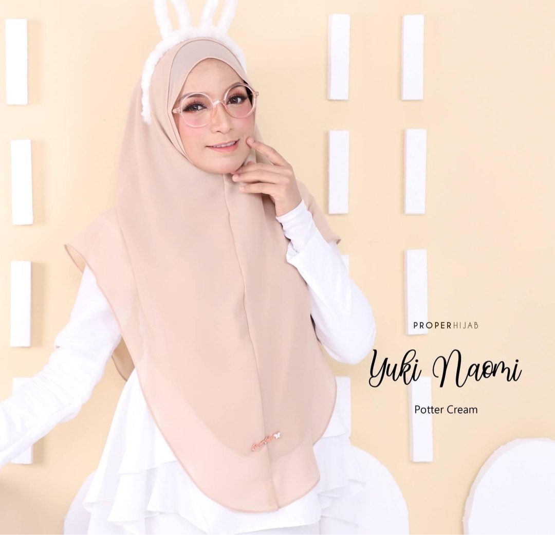 Properhijab yuki naomi (potter cream), Women's Fashion, Muslimah Fashion, Hijabs on Carousell