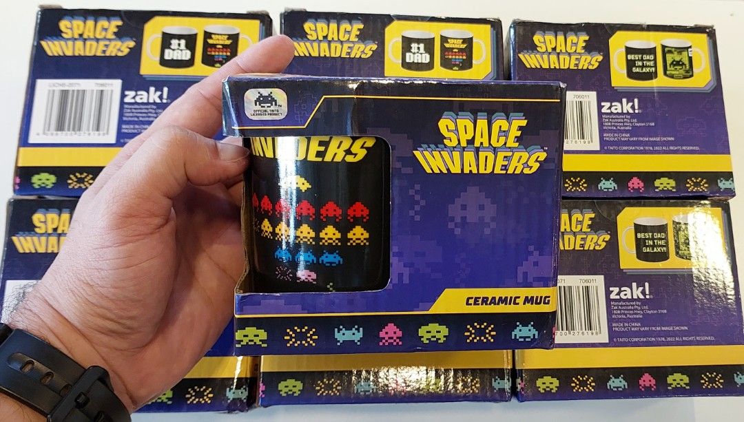 RETRO SPACE INVADERS, Hobbies & Toys, Memorabilia & Collectibles, Fan ...