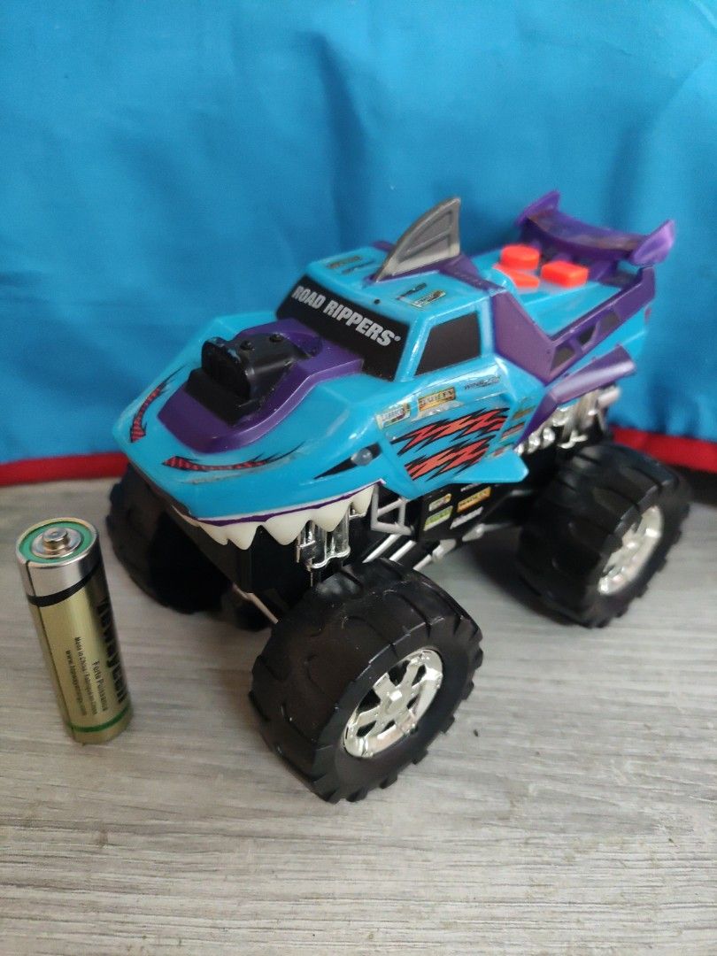 Road Rippers Monster Truck, Hobbies & Toys, Toys & Games on Carousell