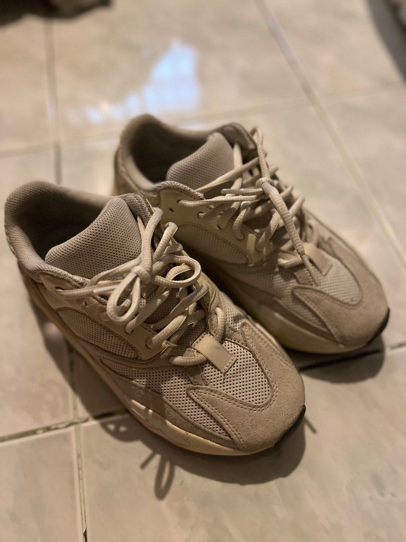 Rush!! Adidas Yeezy boost 700-Analog, Men's Fashion, Footwear, Sneakers ...