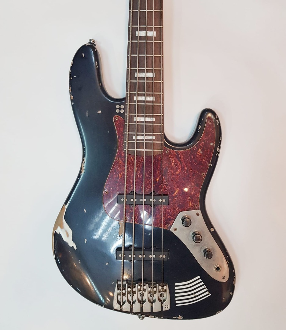 Sandberg 5-string Relic Bass Upgraded, Hobbies & Toys, Music & Media ...