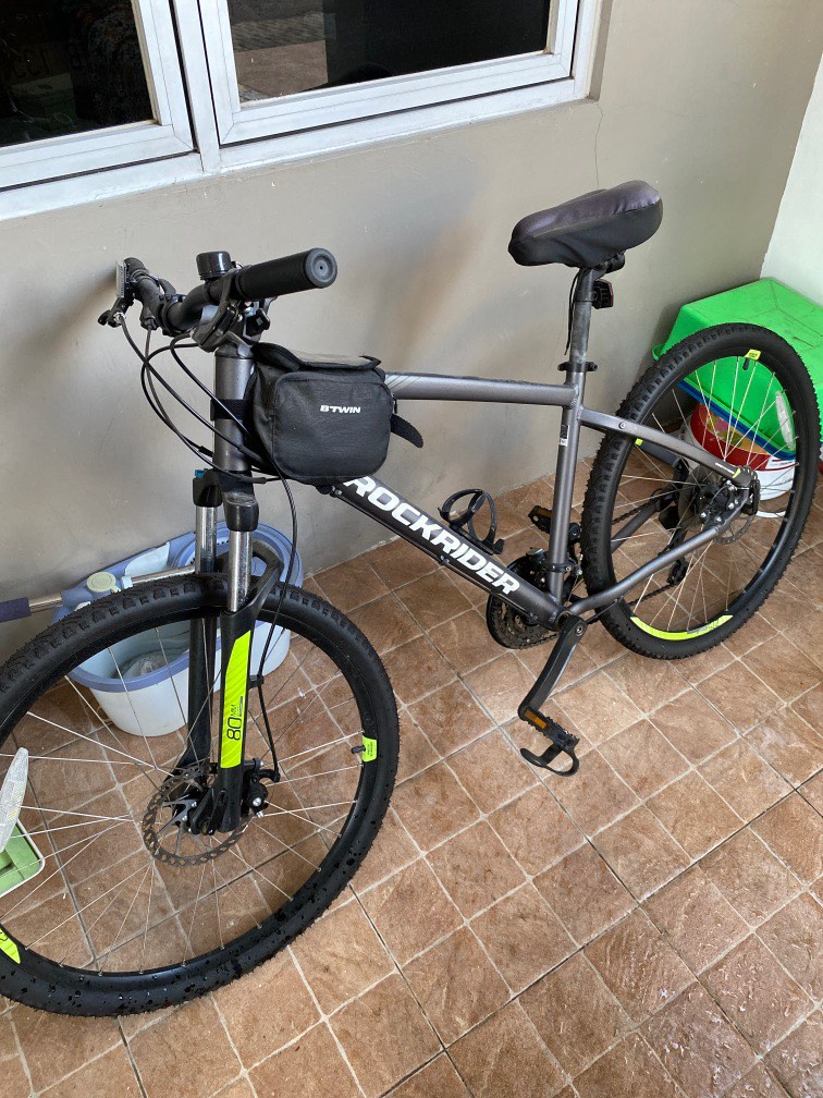 Sepeda Mountain Rockrider daro Decathlon, Olah Raga, Sepeda di Carousell