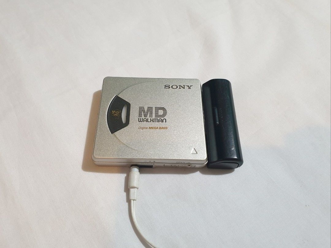 Sony MD Mini Disc Walkman, Audio, Portable Music Players on Carousell