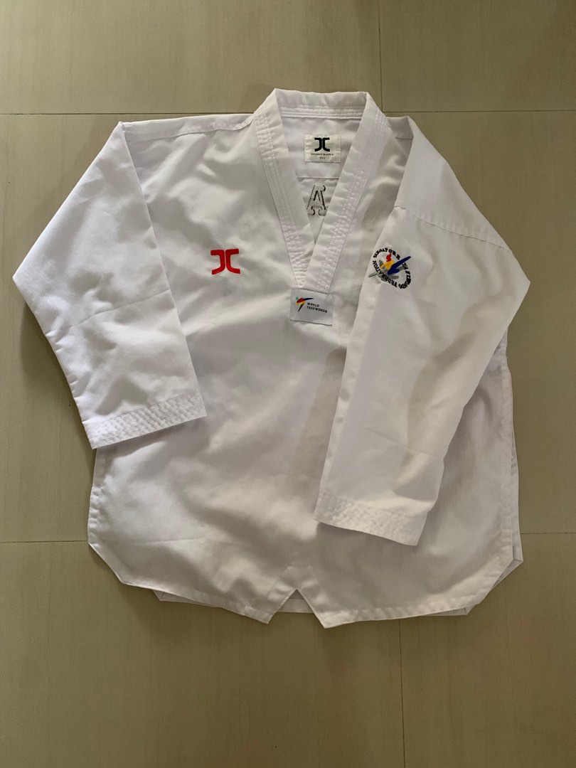 Taekwondo uniform/dobok, Sports Equipment, Other Sports Equipment and ...
