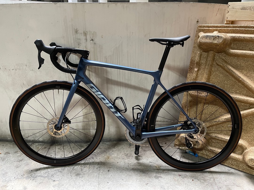 TCR Advance Pro Disc eTap w Power Meter (Size ML ), Sports Equipment ...