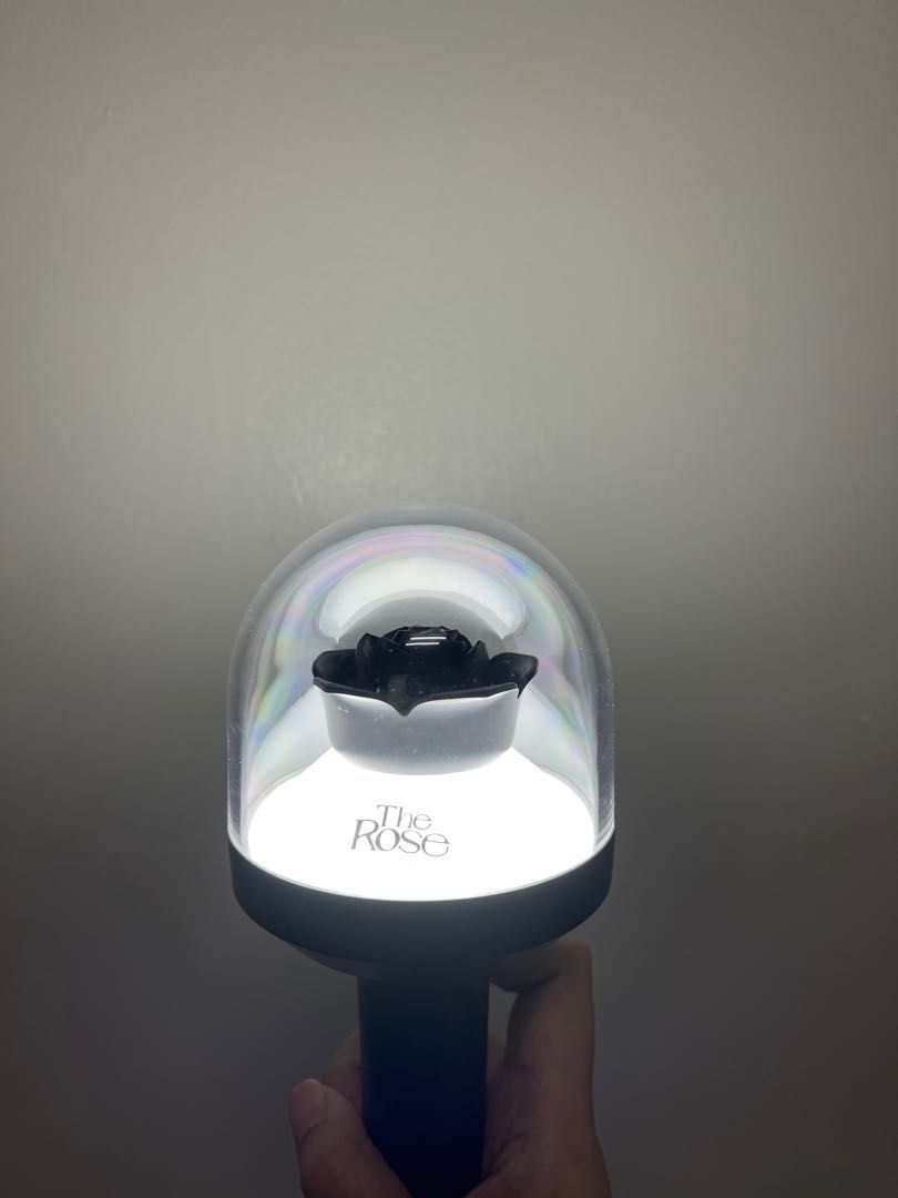 THE ROSE Lightstick (ON-HAND), Hobbies & Toys, Memorabilia ...