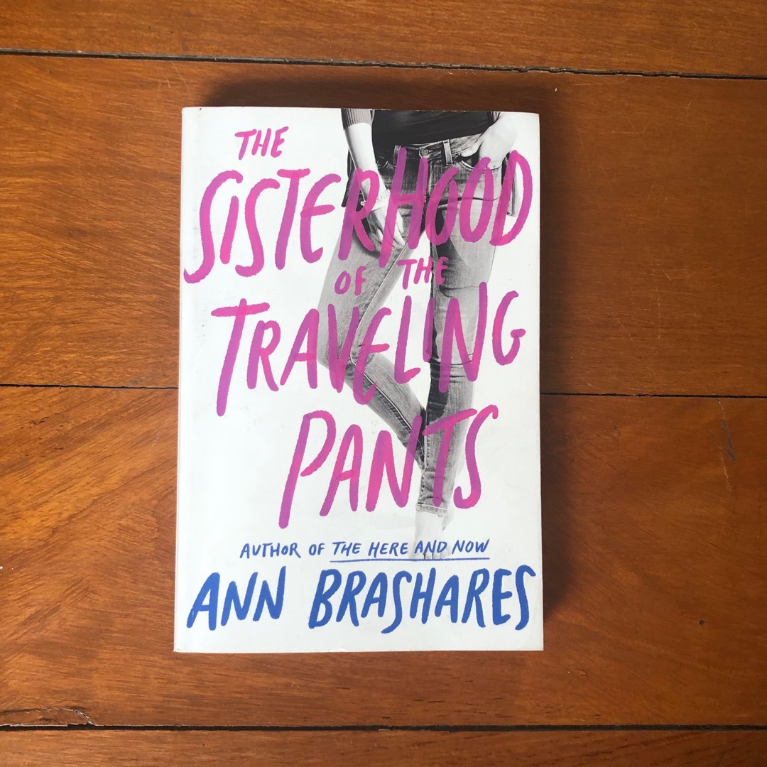 The sisterhood of the travelling pants, Buku & Alat Tulis, Buku di ...