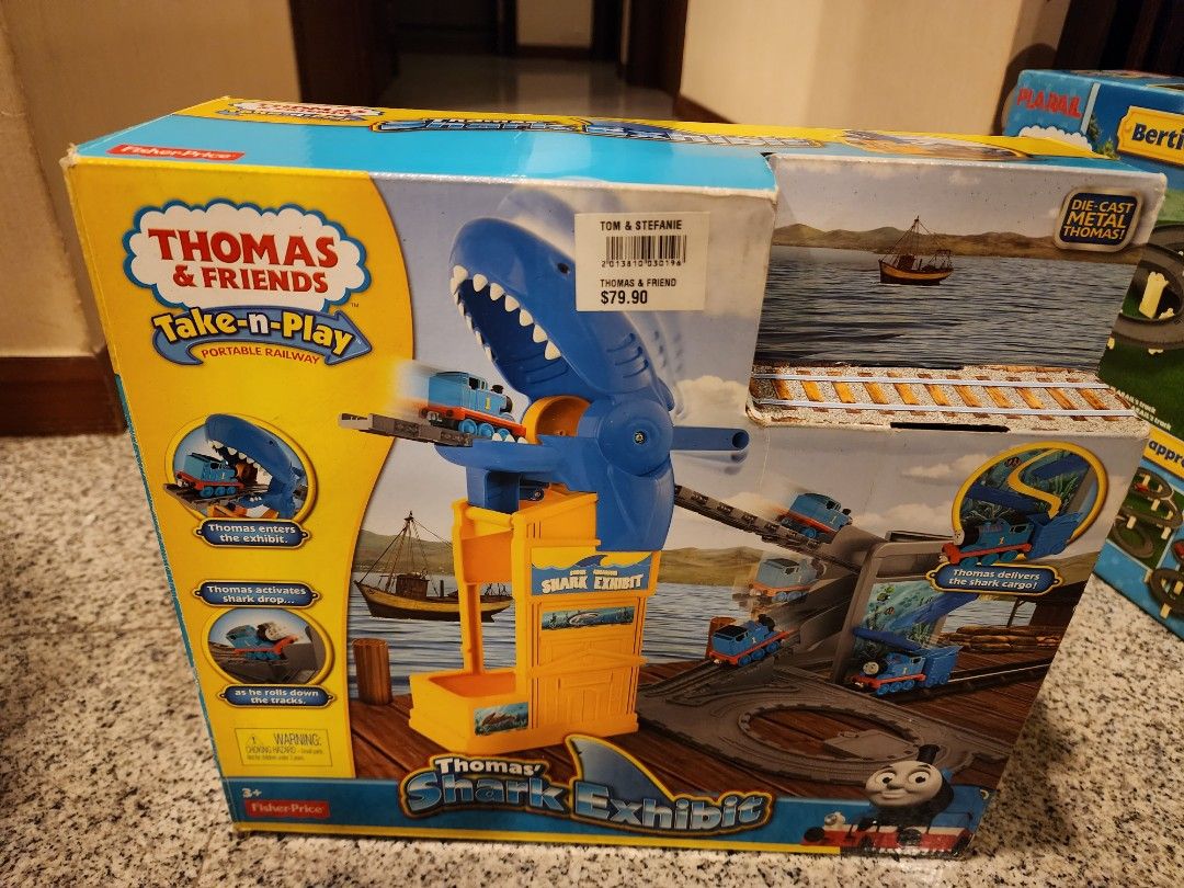 Thomas and friends set, Hobbies & Toys, Toys & Games on Carousell