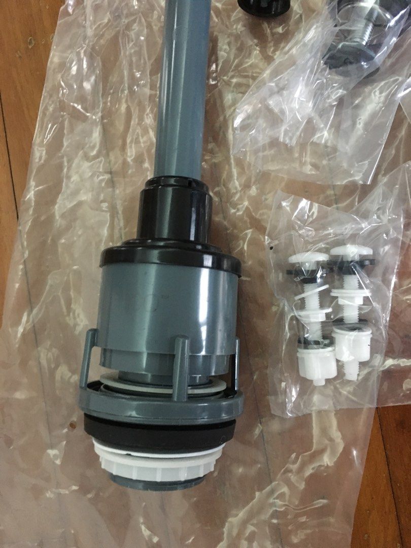 Toilet flush valve set with rubber seal, Everything Else on Carousell