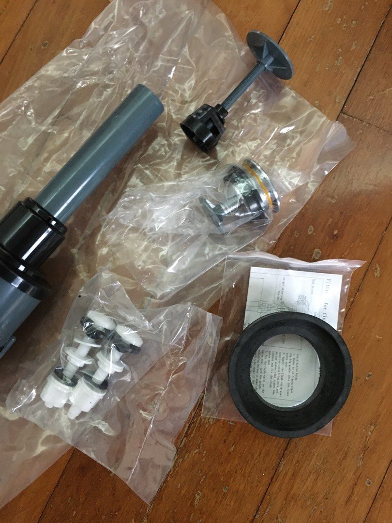 Toilet flush valve set with rubber seal, Everything Else on Carousell