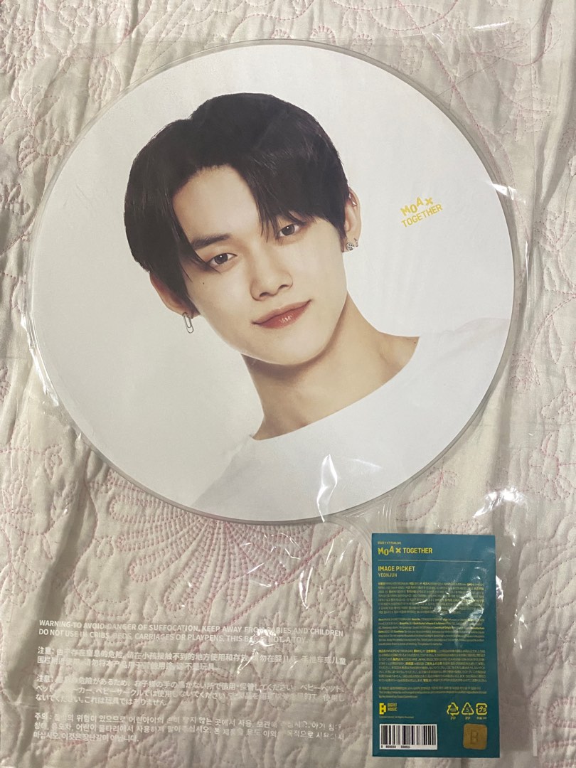 TOMORROW X TOGETHER YEONJUN Official Image Picket, Hobbies & Toys ...