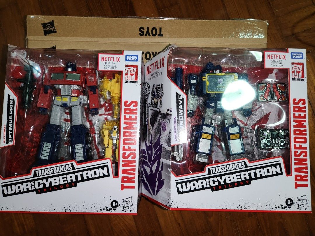Transformers Netflix Soundwave Optimus Prime, Super Megatron, Shattered ...