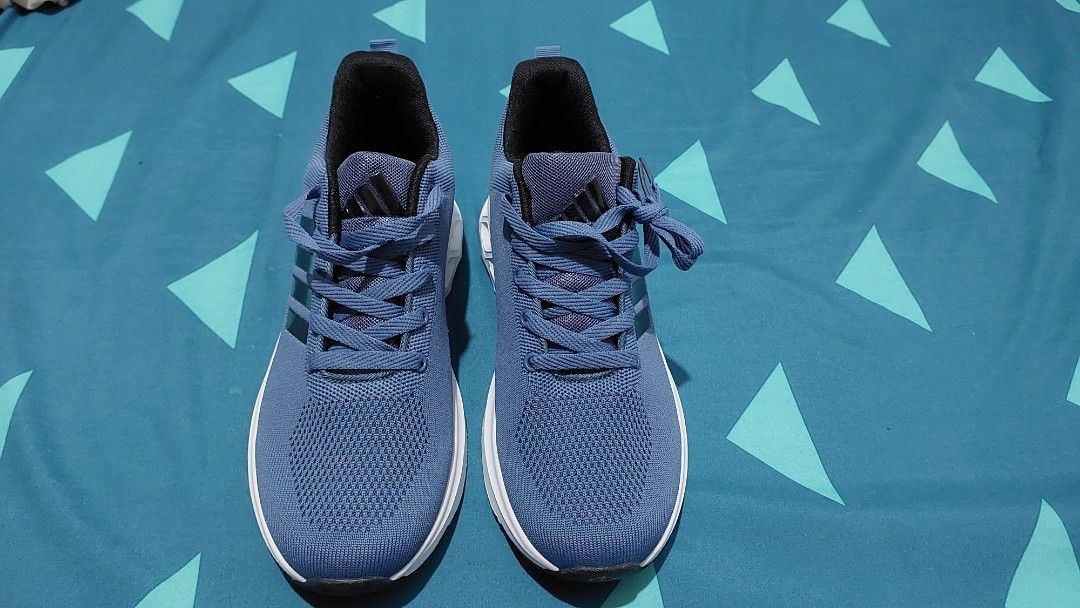 UNBRANDED SHOES, Men's Fashion, Footwear, Sneakers on Carousell