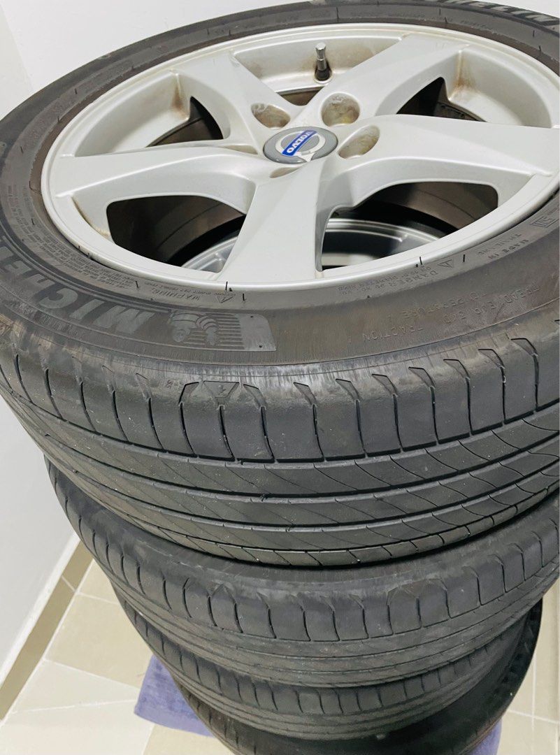 Volvo Original 16 inch rims plus tyre set, Car Accessories, Tyres ...