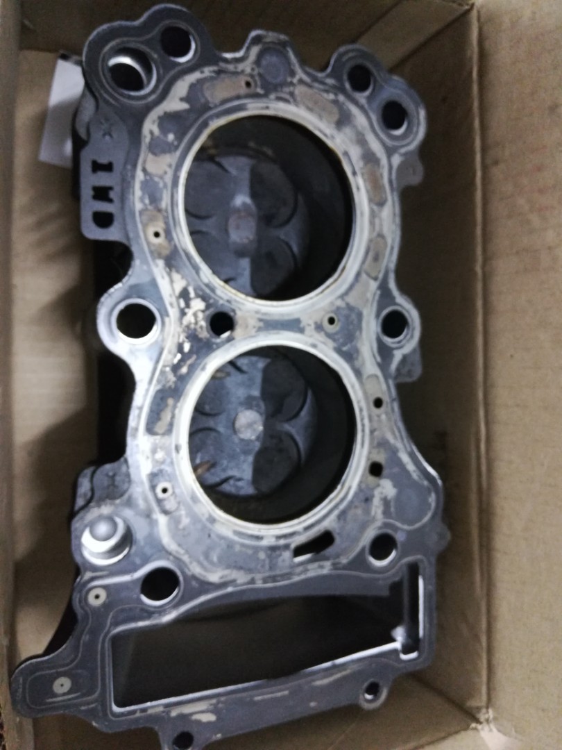Yamaha R25 Blok + Piston, Motorbikes on Carousell