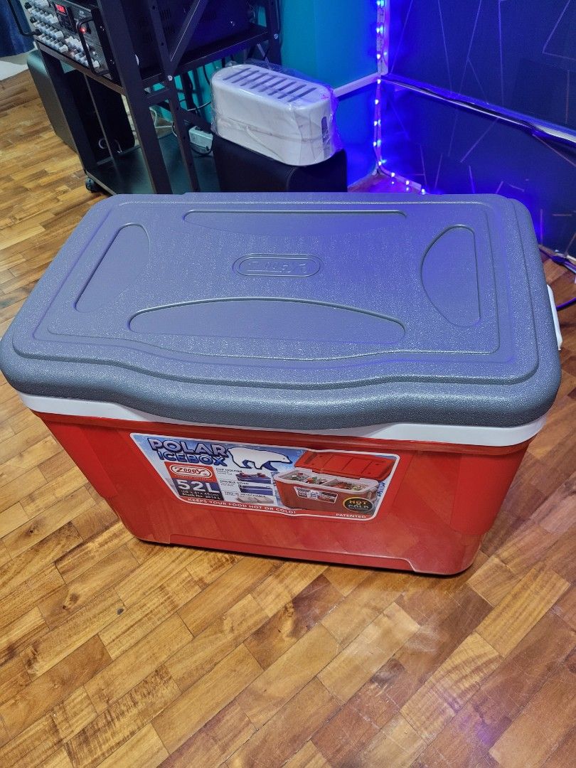 Zooey Ice Cooler/Food Storage, Furniture & Home Living, Kitchenware ...