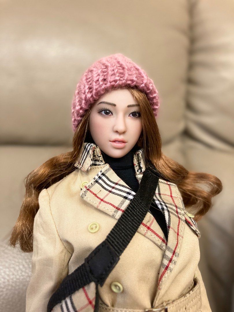 手織冷帽 （1/6 12寸 人偶用）（示範model 係 tbleague Phicen), 興趣及遊戲, 玩具 & 遊戲類 - Carousell