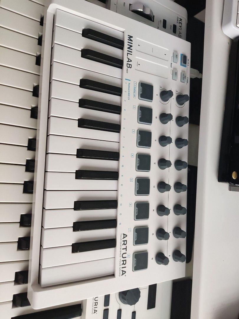 Arturia: Keylab MK2 61 and Minilab Mk2, Hobbies & Toys, Music & Media ...