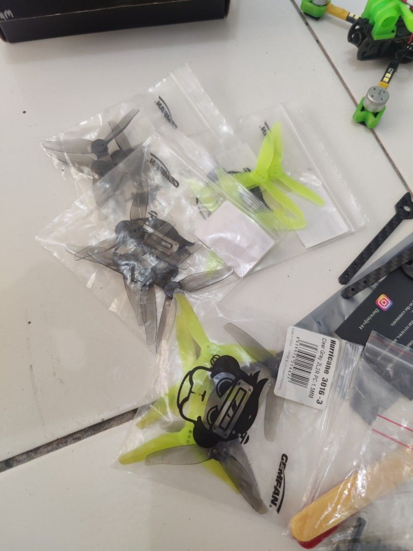 Baby ape pro with elrs ep2 and antenna upgraded, Photography, Drones on ...