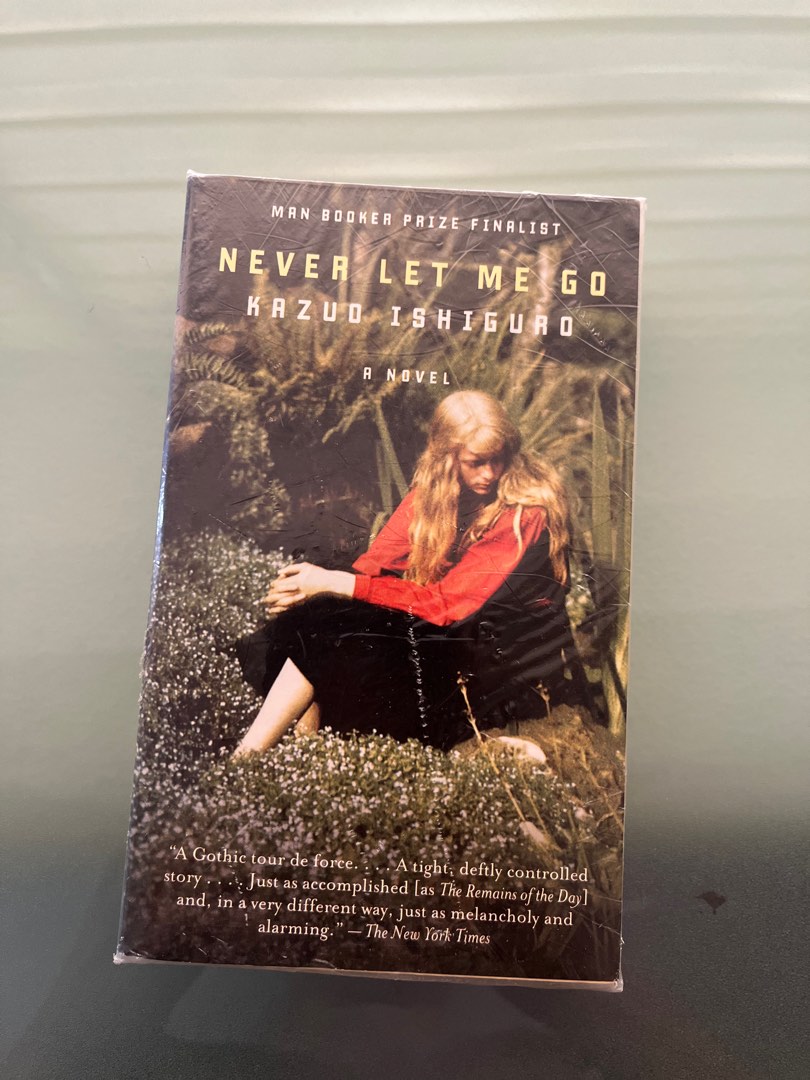 BOOK Never Let Me Go, Hobbies & Toys, Books & Magazines, Fiction & Non ...