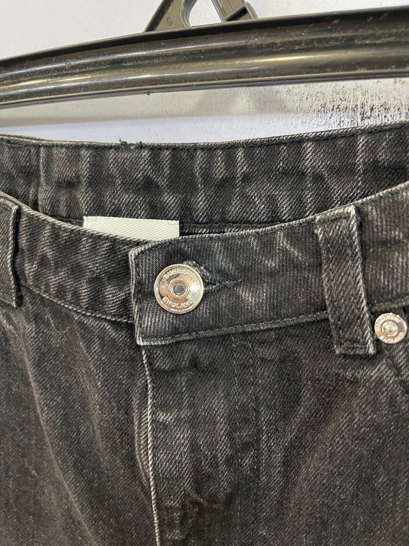 BURBERRY DENIM JEANS, Men's Fashion, Bottoms, Jeans on Carousell