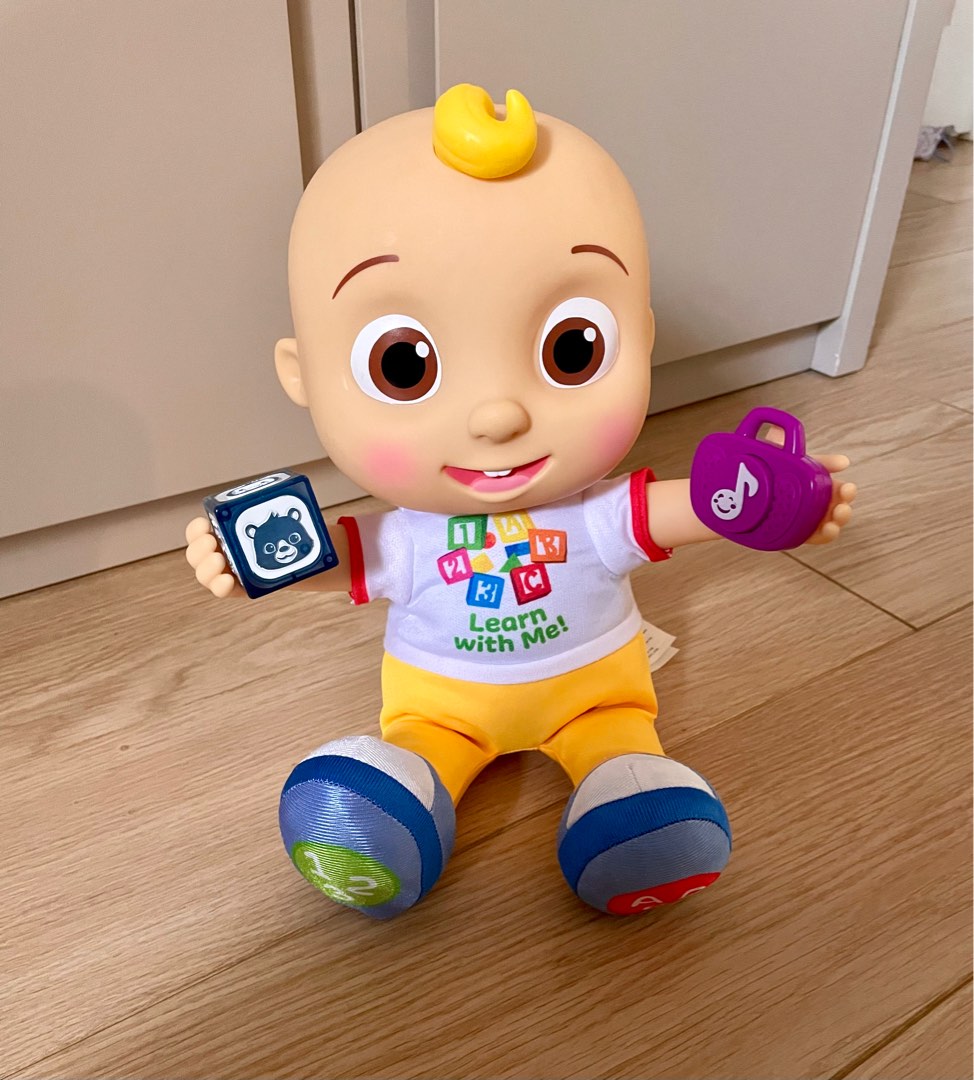 Cocomelon Learning JJ Doll, 兒童＆孕婦用品, 嬰兒玩具 - Carousell