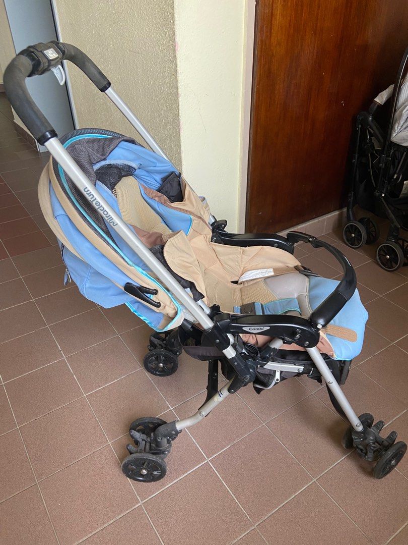 (To bless) Combi Miracle Turn Stroller , Babies & Kids, Going Out, Strollers on Carousell