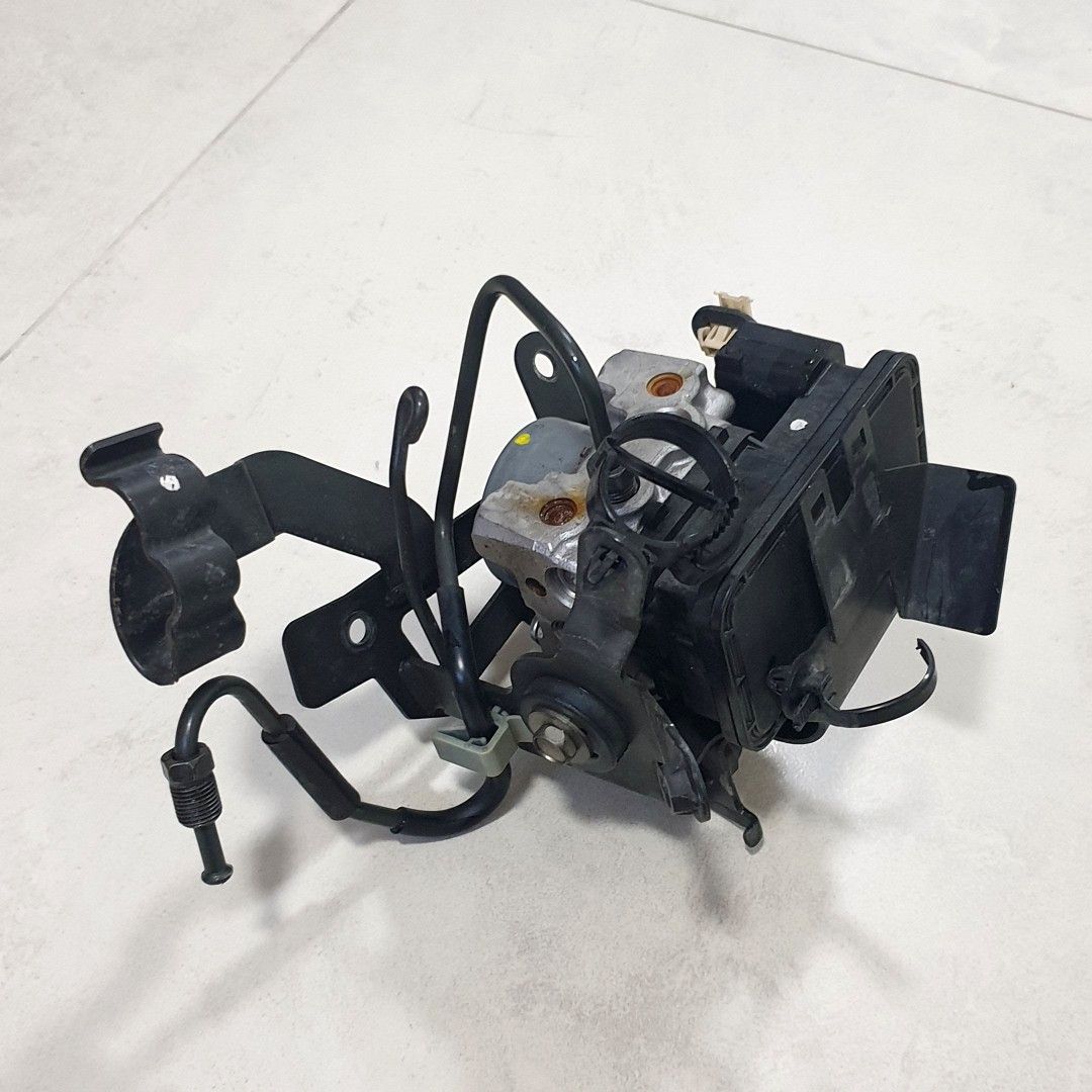 ABS master pump - Honda Crossrunner VFR800X 2015 2016, Motorcycles ...