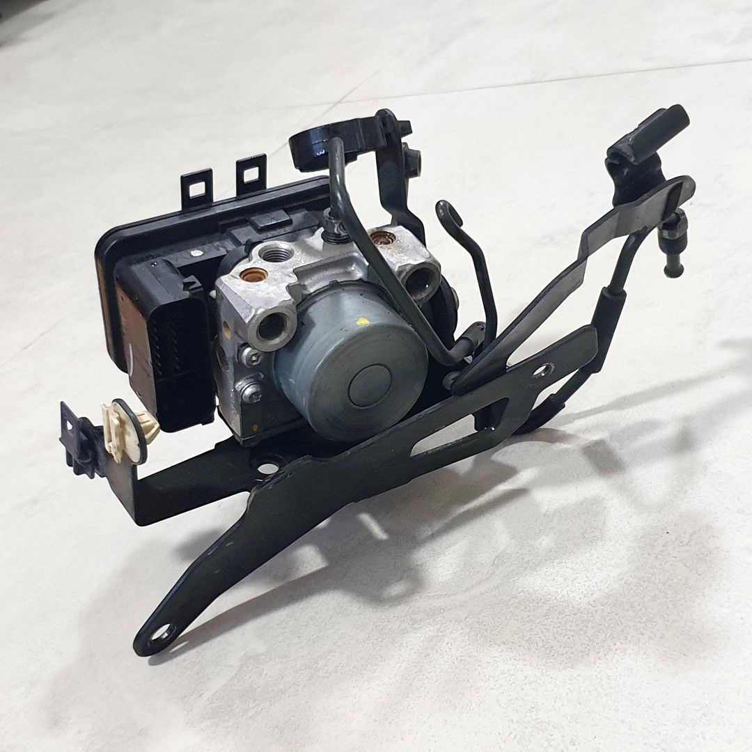 ABS master pump - Honda Crossrunner VFR800X 2015 2016, Motorcycles ...