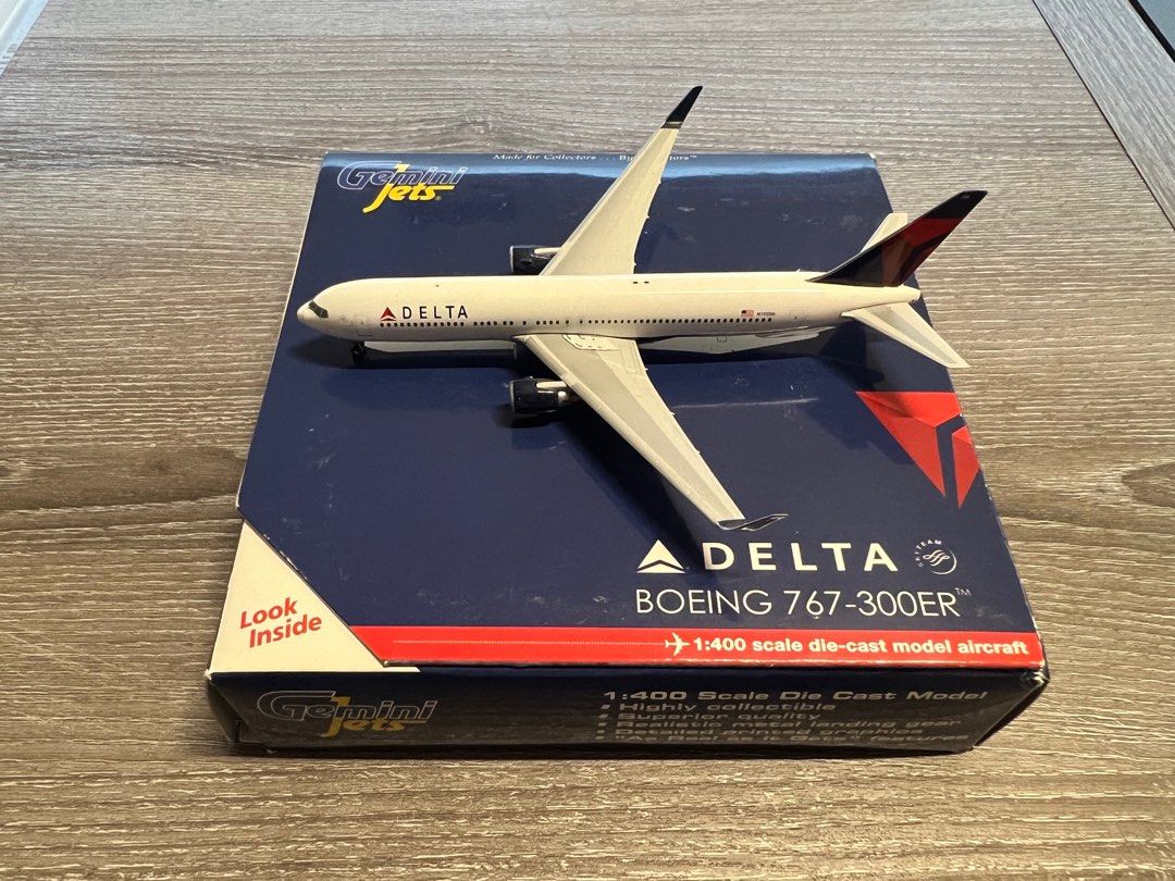 Delta Airlines Boeing 767-300ER 1:400 Gemini Jets, Hobbies & Toys, Toys ...