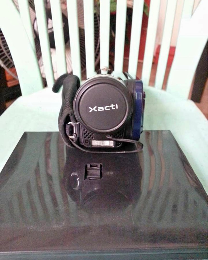 Sanyo Xacti Video Camera, Photography, Video Cameras on Carousell